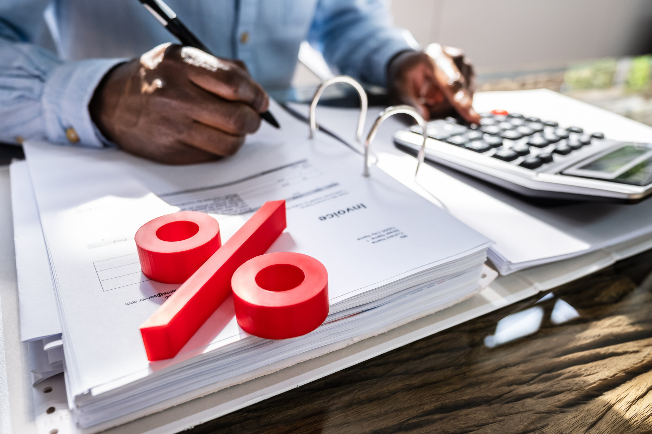 ¿Qué son las tasas de interés y cómo influyen en la economía ...